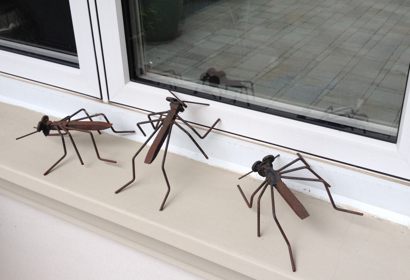 Creepy crawly bug sculptures put the quirk in garden decor | Ministry ...